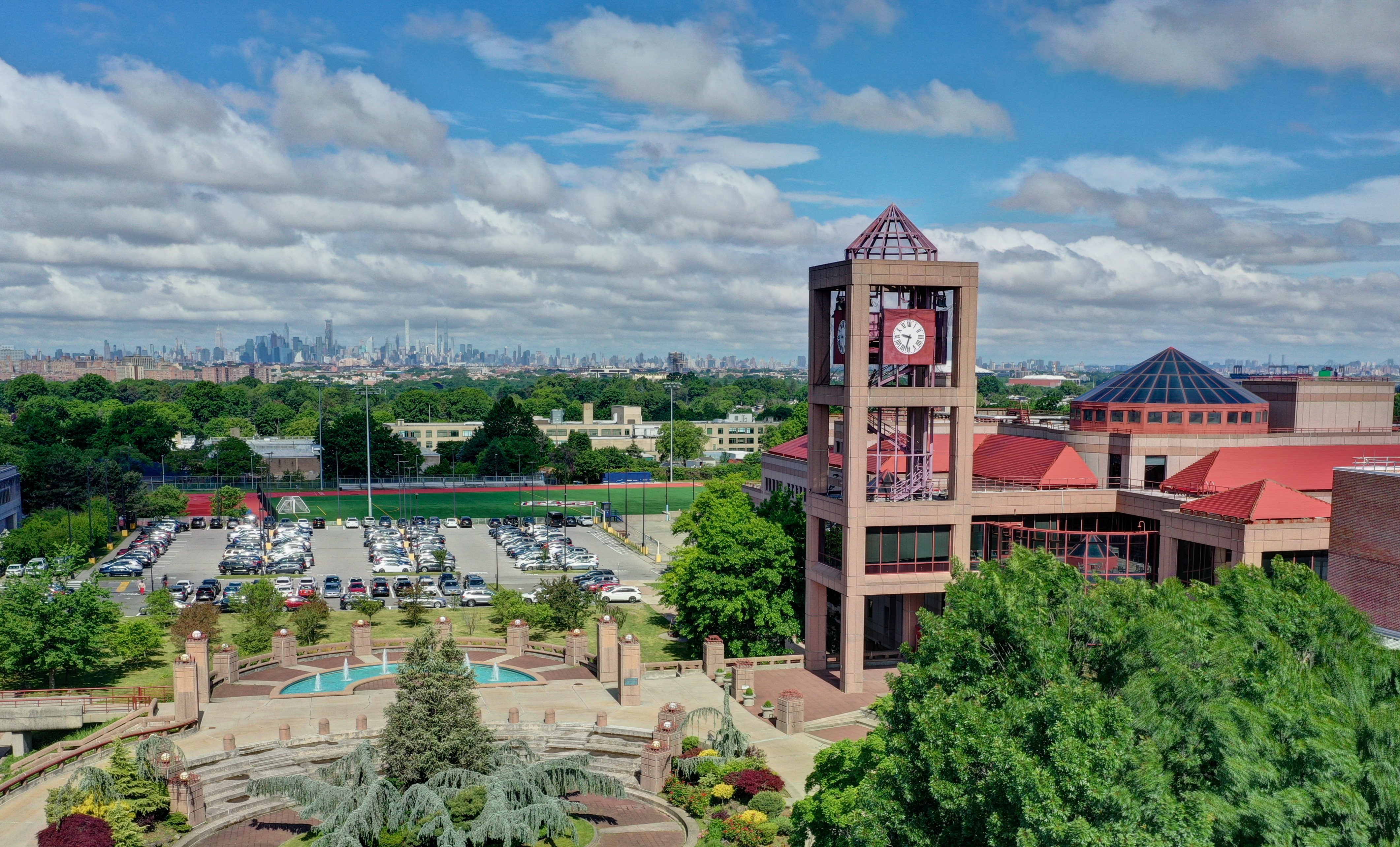Alumni & Giving | Queens College, CUNY